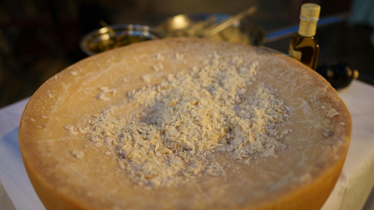 12 Best Emmental Cheese Substitutes to Try in Your Recipes